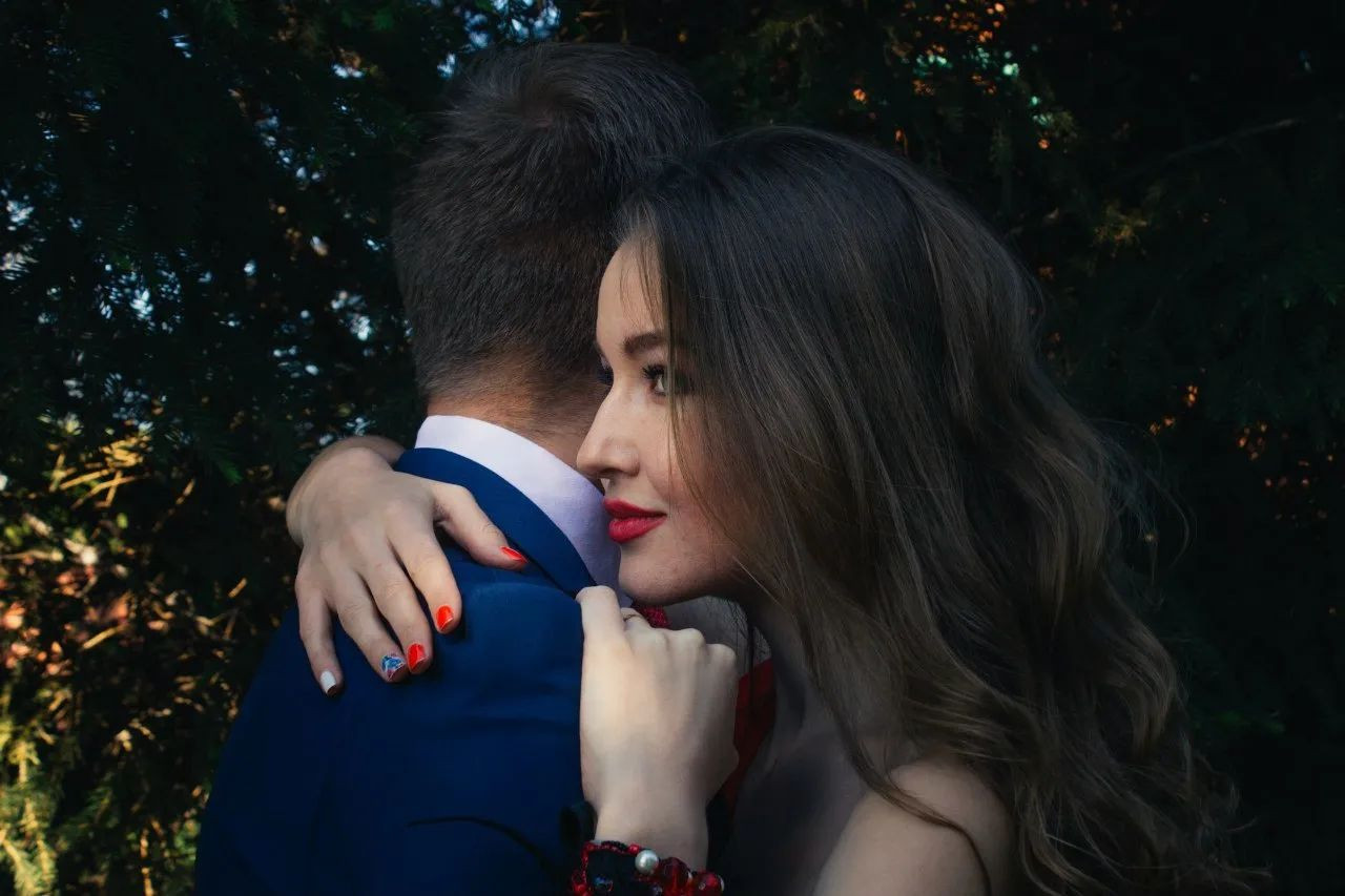 Специалисты по фотосессиям в стиле ню в Новосибирске: цены, адреса, рейтинги — Найти фотографа ...