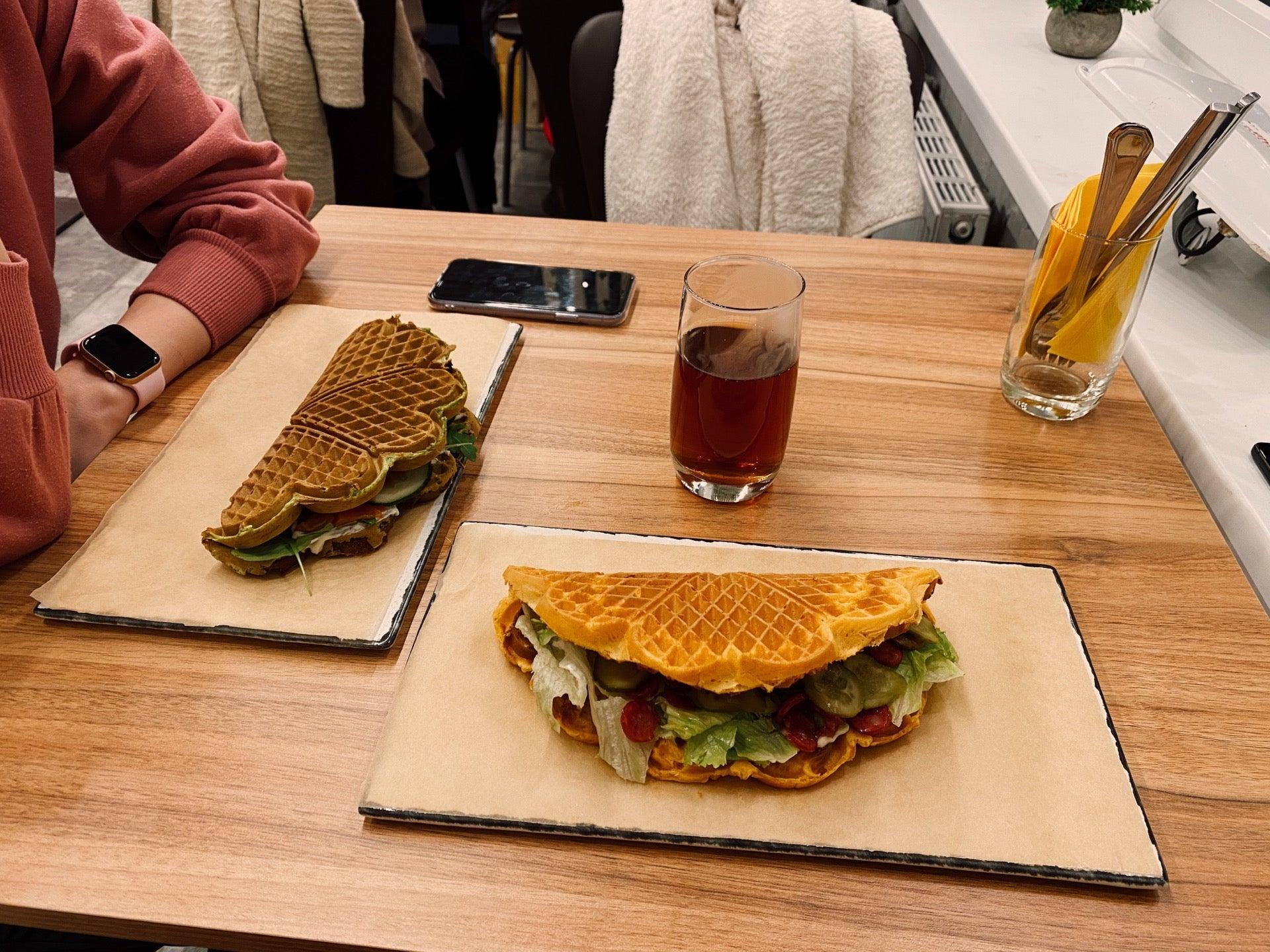 Vaffel на Комендантском проспекте в Санкт-Петербурге 🍴 отзывы, адрес и ...