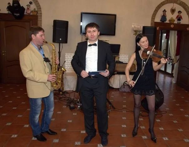 Дикторы в Азове: цены, отзывы, адреса и телефоны — Рейтинг лучших мастеров озвучки и запись на ...